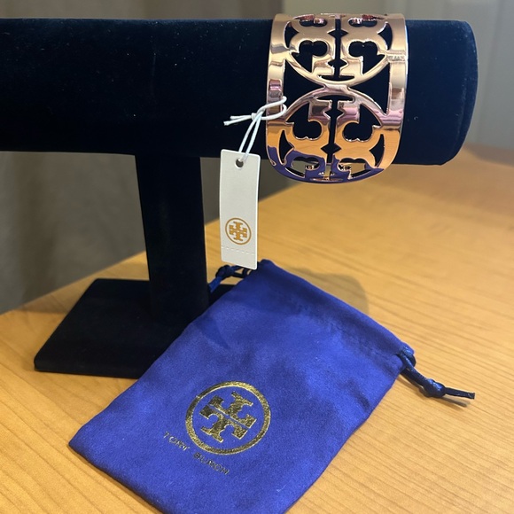Tory Burch | Jewelry | Tory Burch Miller Reva Rose Gold Cuff | Poshmark
